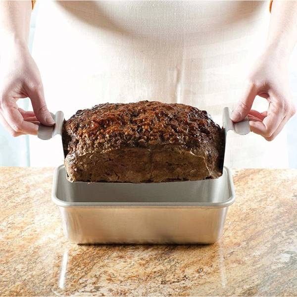 Aluminum Meatloaf Pan with Trivet | Lehman's