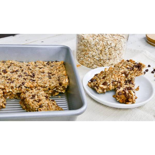 Seamless Rectangular Cake Pan | Lehman's