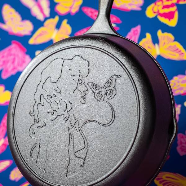 Lodge Dolly Parton Profile Skillet | Lehman's