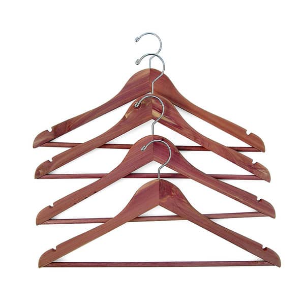 Classic Cedar Hangers 4 pk | Lehman's