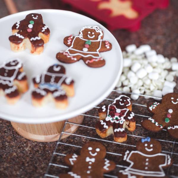 Gingerbread Man Baking Set | Lehman's
