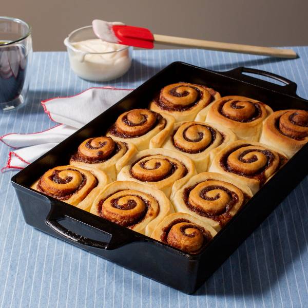 Lodge Cast Iron Casserole Pan 9x13 in | Lehman's