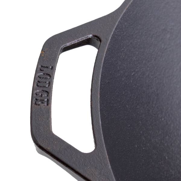 Lodge Cast Iron Wok with Wide Base | Lehman's