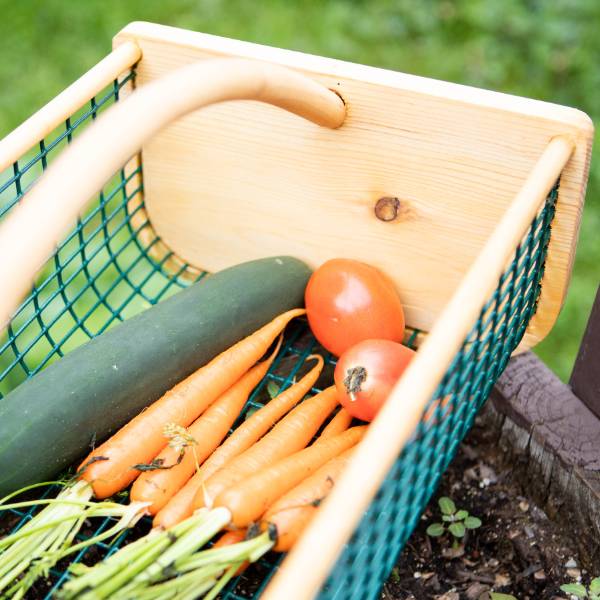 Maine Garden Hod Basket, Gardening Accessories | Lehman's