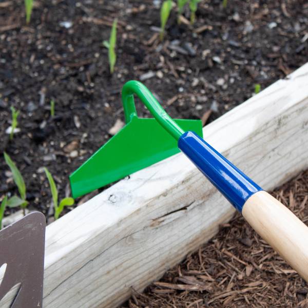 Amish-Made Garden Hoe, Digging and Cultivating - Lehman's