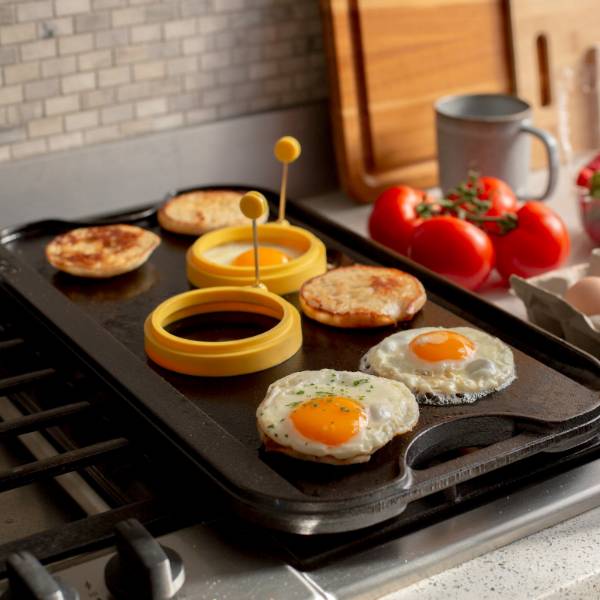 Lodge Logic Cast Iron 2-Sided Pro Griddle | Lehman's
